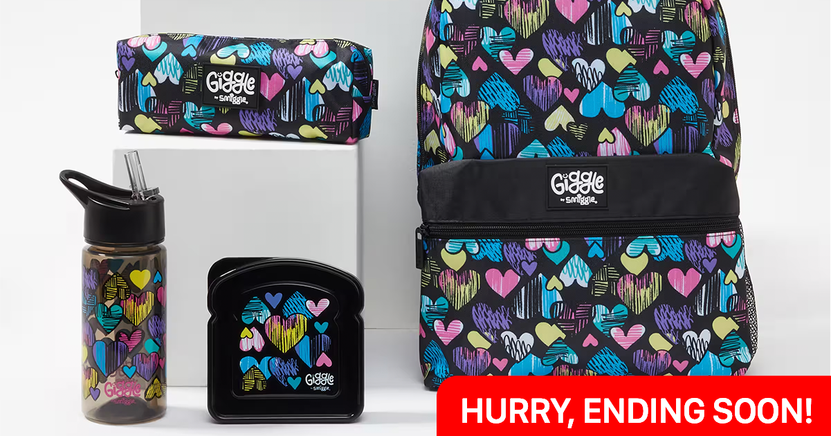 WIN this Smiggle Back to School Hearts Giggle 5-Piece Bundle | Snizl ...